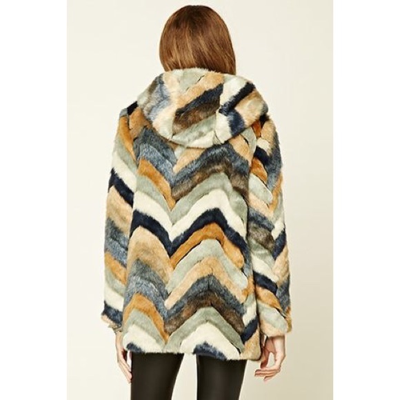 Forever 21 | Jackets & Coats | Iso Not For Sale Forever 2 Chevron Fur ...